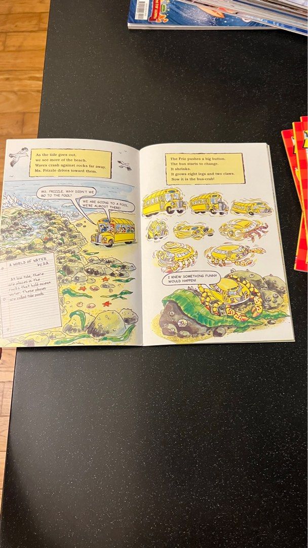 The magic school bus, Hobbies & Toys, Books & Magazines, Children's ...