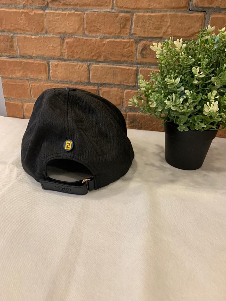 Topi Fendi Luxury Fendi Caps Murah dan Keren, Fesyen Pria, Aksesoris ...