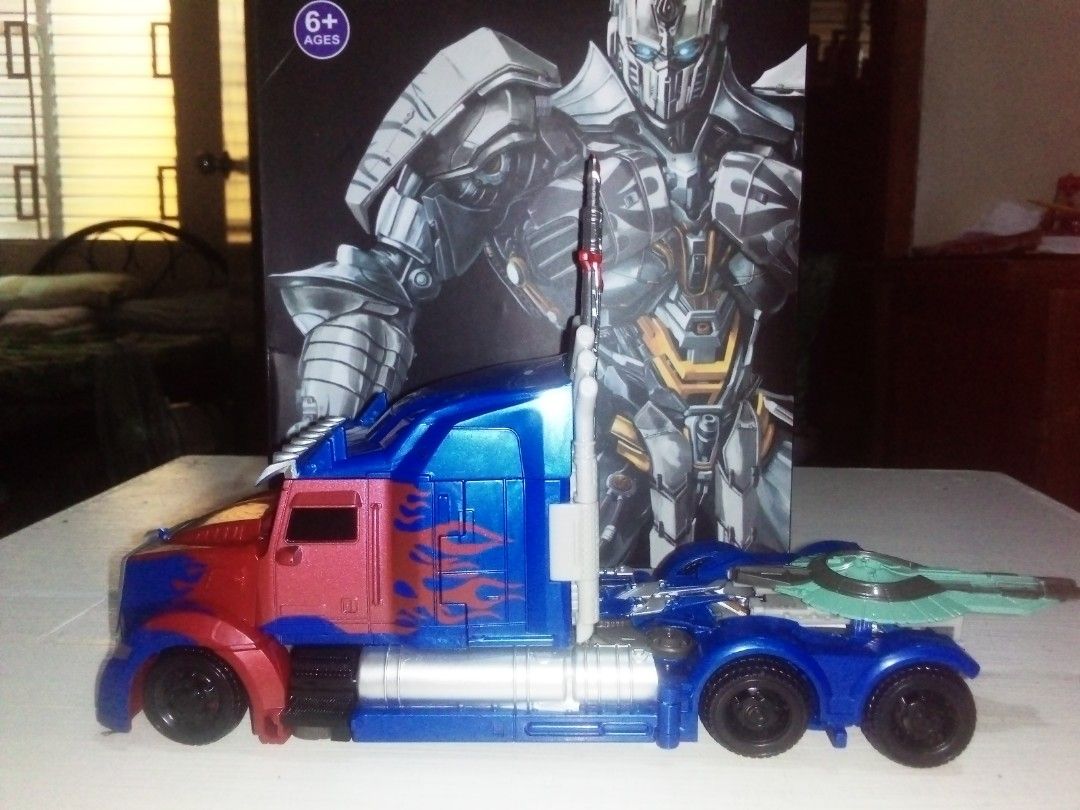 Transforming Robot Optimus Prime ( Height 23cm), Hobbies & Toys, Toys ...