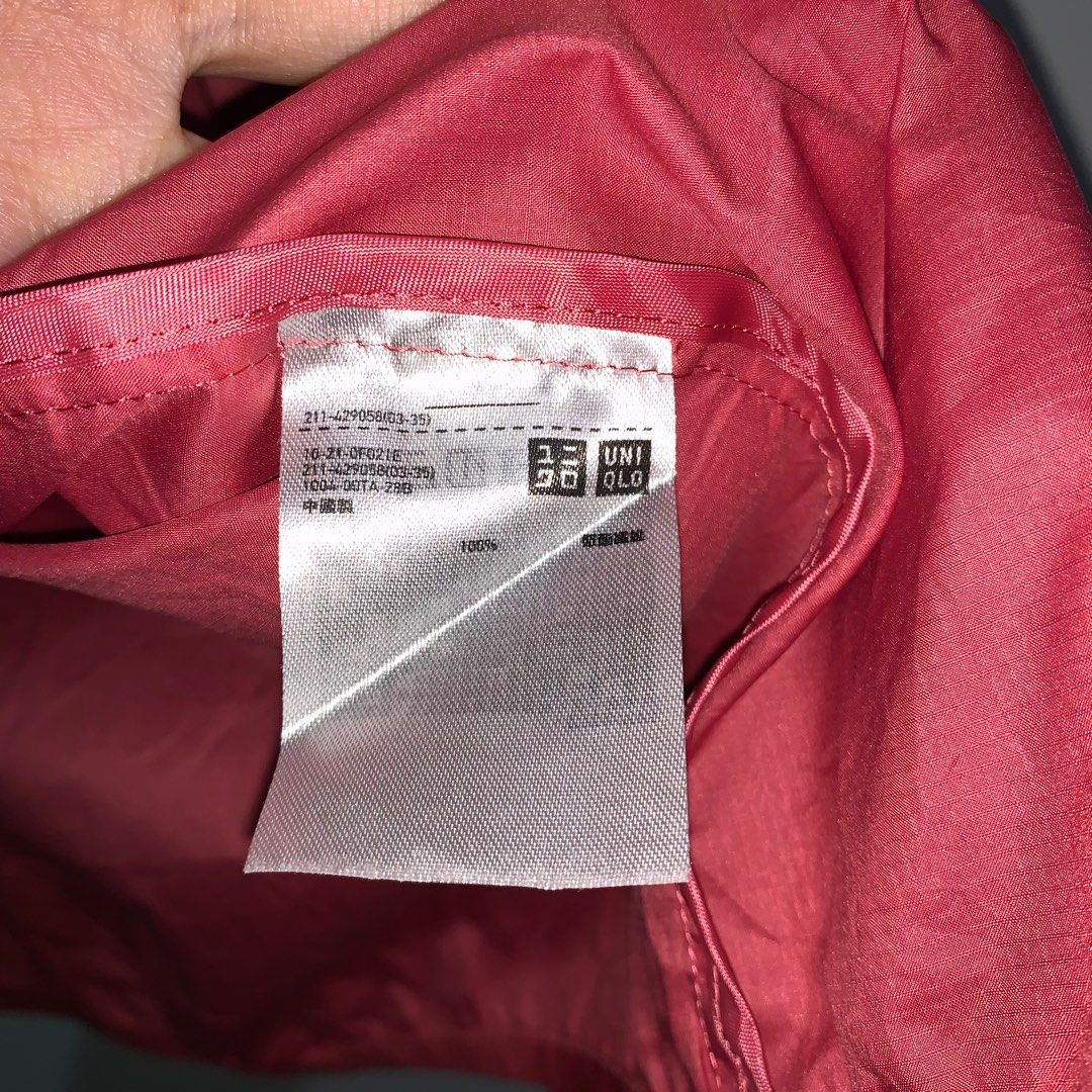 Uniqlo jaket saku parka ringan / uniqlo running jacket / jaket olahraga ...