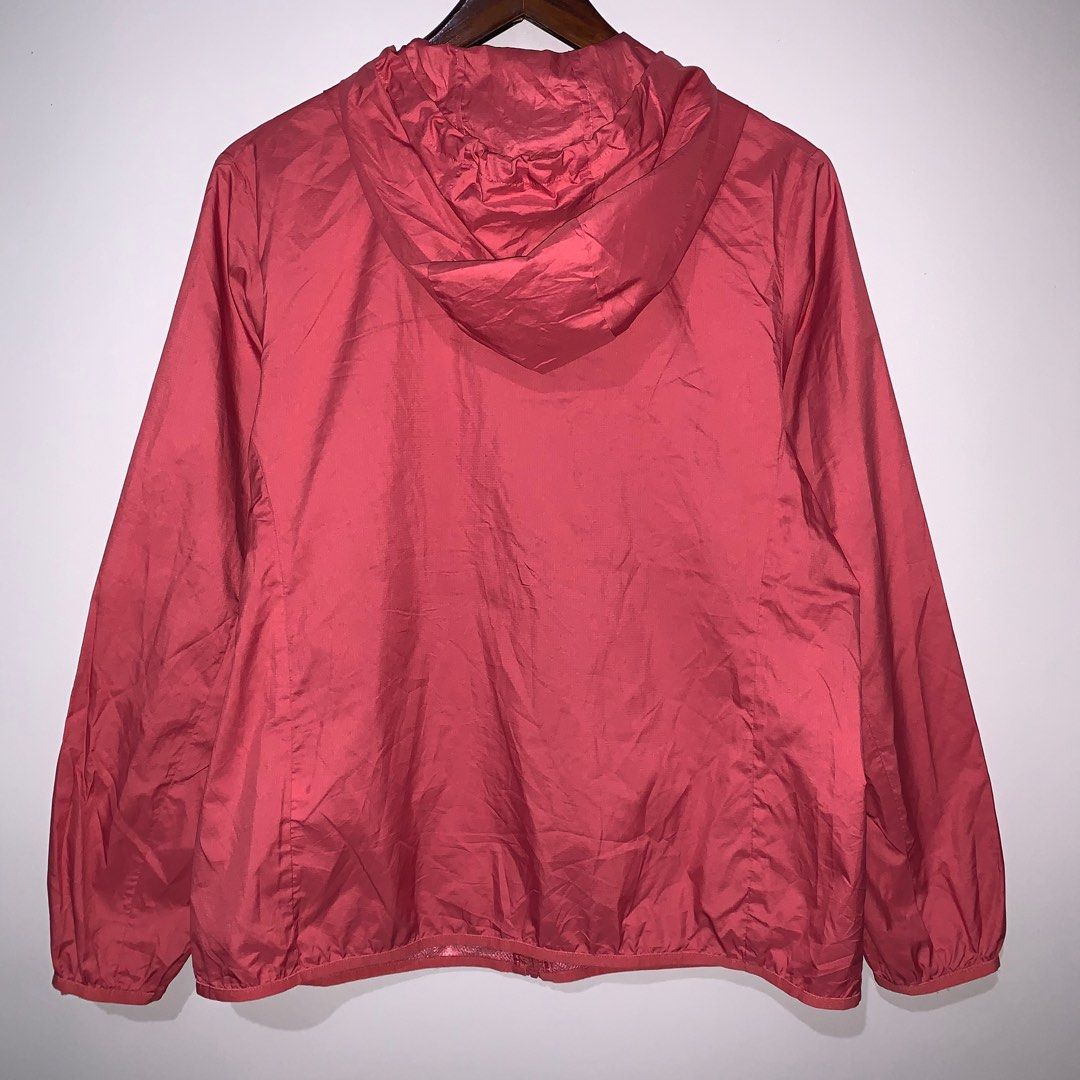 Uniqlo jaket saku parka ringan / uniqlo running jacket / jaket olahraga ...