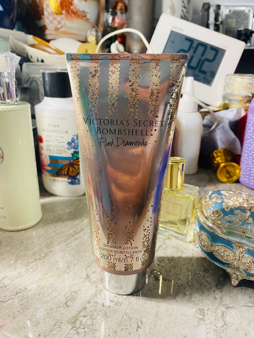 Victoria Secret Bomshell Pink Diamonds, Beauty & Personal Care, Bath ...