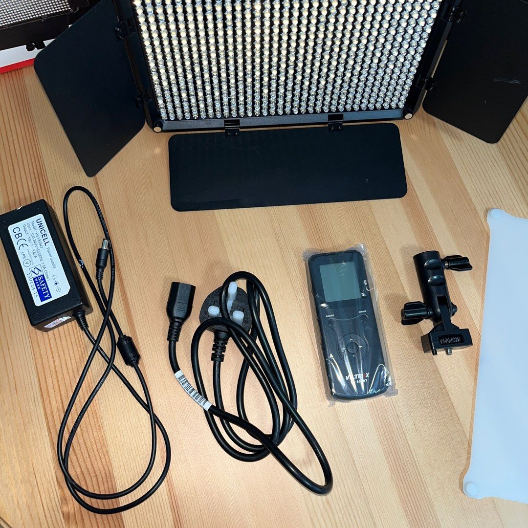 VILTROX VL-D640T (CRI>95 | 4800 Lumen | 3300K-5600K) Bi-Color Video LED ...