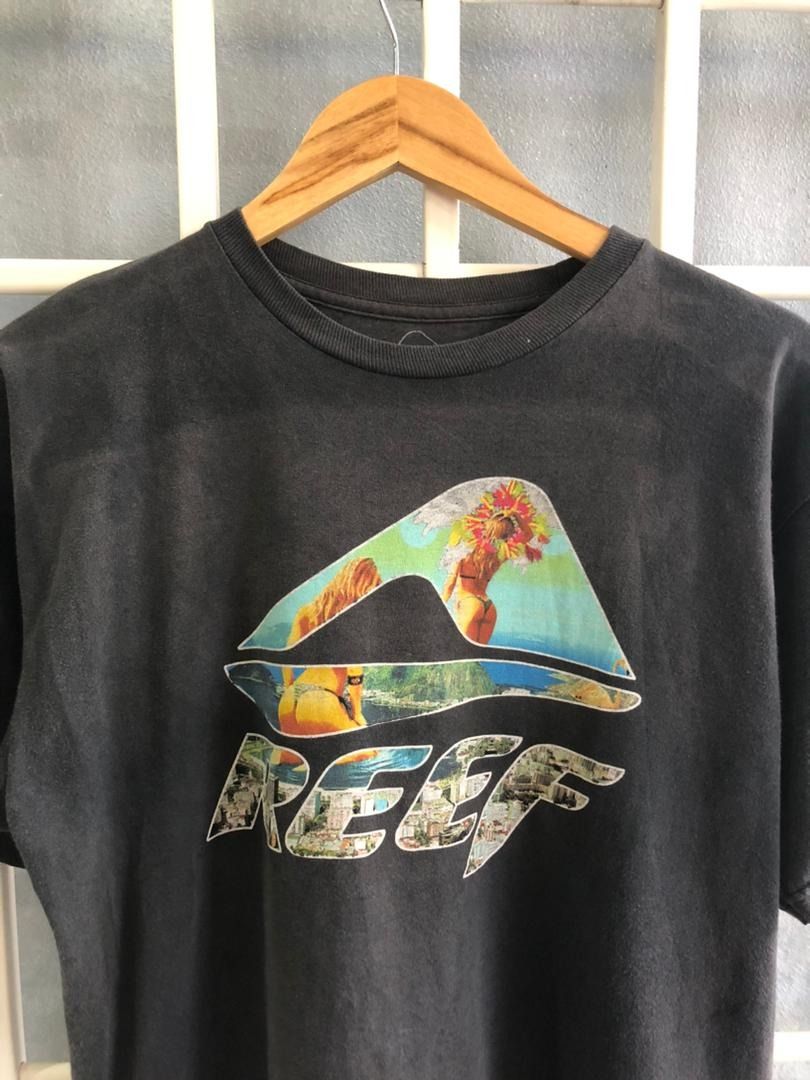 Vintage 90s REEF Bikini Girls Logo Surf Y2K Style T-shirt, Men's ...