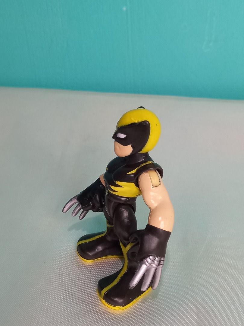 "Wolverine" Hasbro SA Action Figure 2.5", Hobbies & Toys, Toys & Games ...