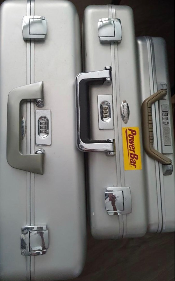 Zero Halliburton aluminium hard case, Luxury, Bags & Wallets on Carousell