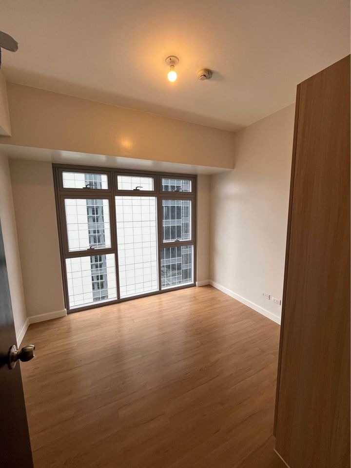 3 BEDROOM for sale park park triangle residences, bgc across serendra ...