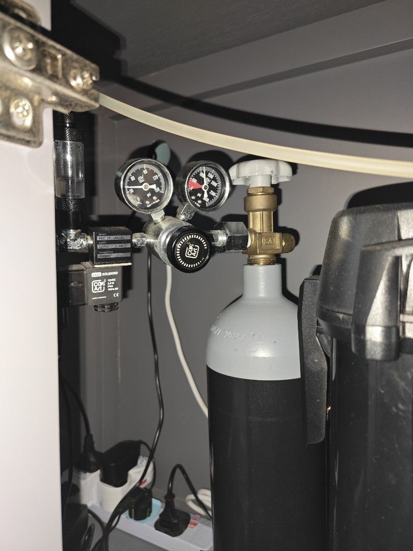 4ft tank (crystal glass) with ADA style cabinet, Pet Supplies, Homes ...