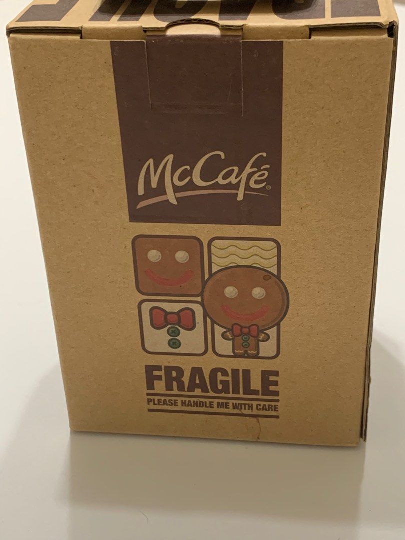 全新絕版 McCafe McDonald’s tumbler 瓷器有蓋, 傢俬＆家居, 廚具和餐具, 廚水杯、水壺 - Carousell