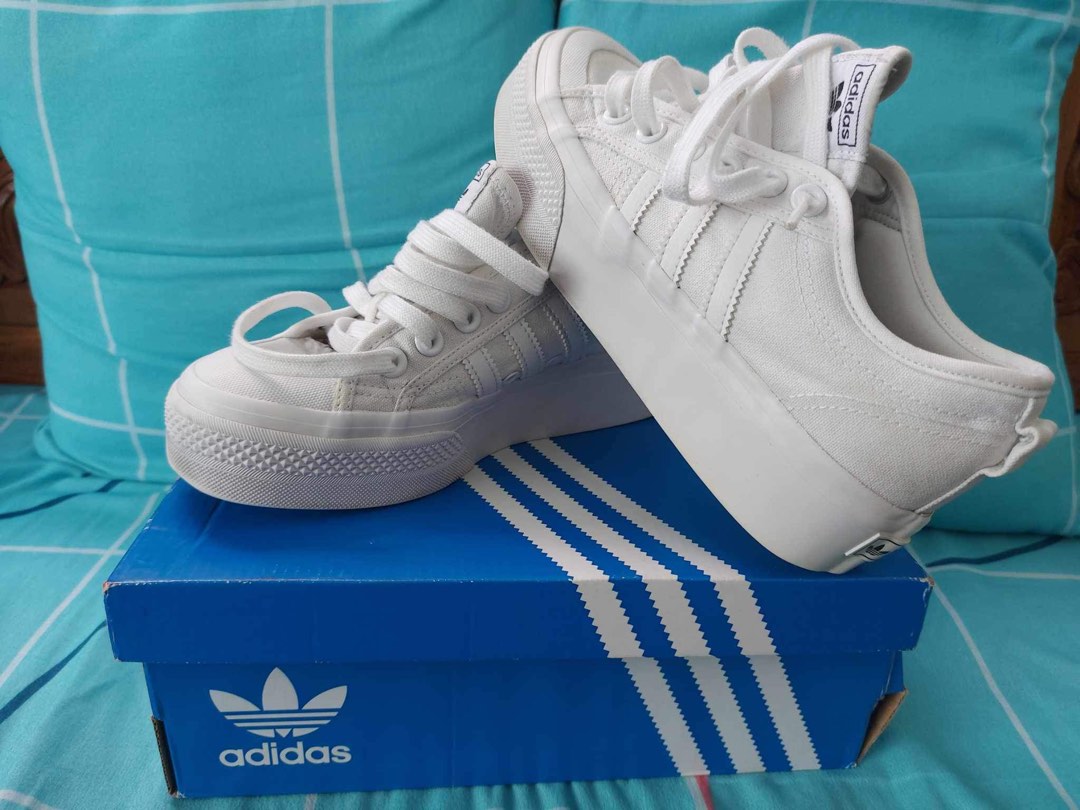 Adidas white, Women's Fashion, Footwear, Sneakers on Carousell