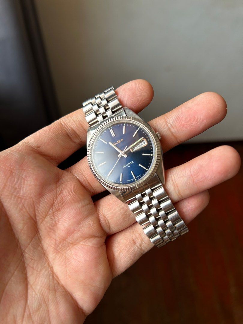 Alba by Seiko Dark Blue Sunburst Dial Fluted Bezel Jubilee Bracelet ...