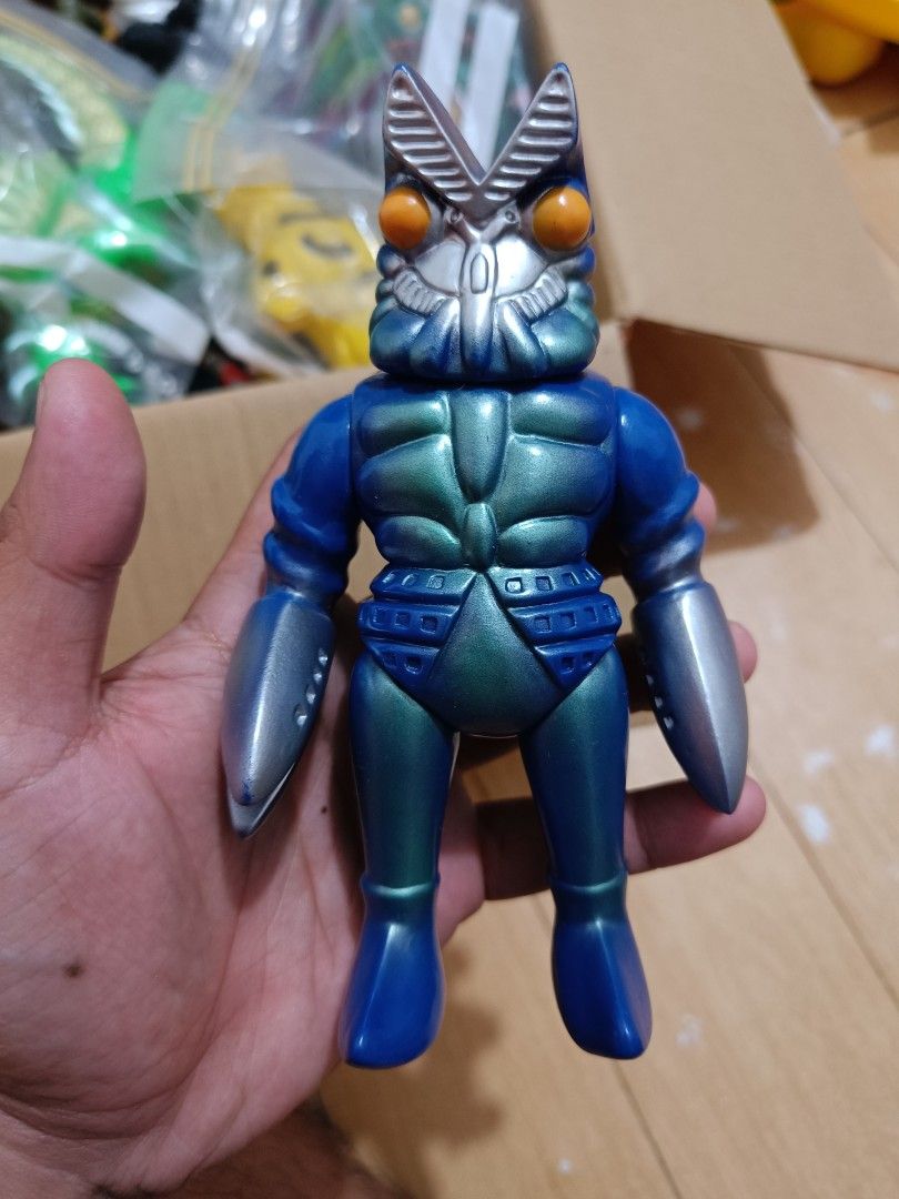 Alien Baltan Sofubi 1999 marmit, Hobbies & Toys, Toys & Games on Carousell