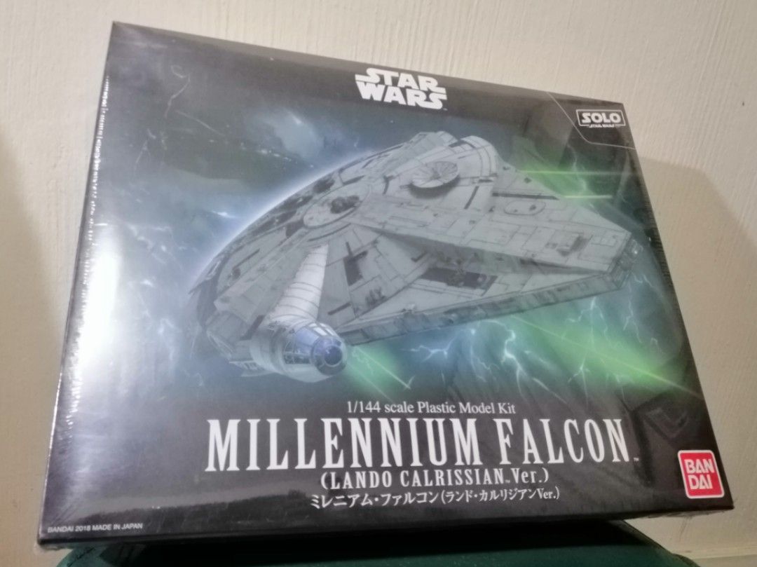 Bandai Star Wars Millennium Falcon Lando Calrissian Ver. 1/144 scale ...