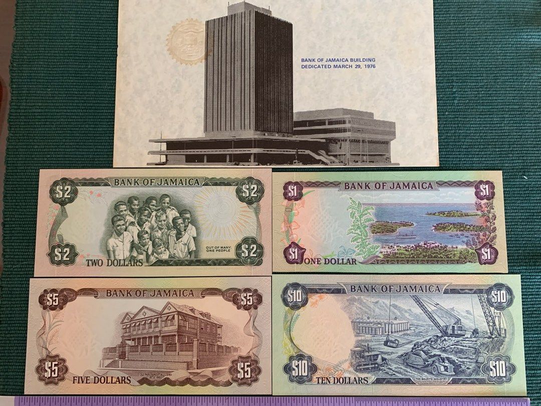Banknotes of World Specimen complete Set UNC Low Matching serial Number ...