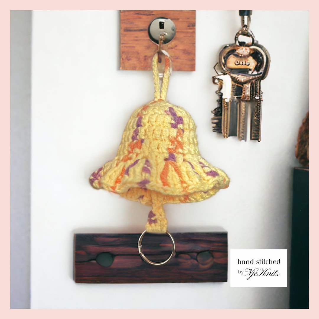 Bell-Shaped Key Holder, Women's Fashion, Jewelry & Organisers ...