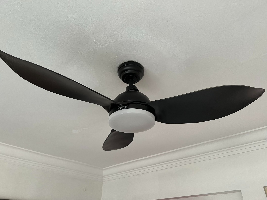 Bestar Raptor 46 inch 3-blade ceiling fan with Tri Color LED lighting ...