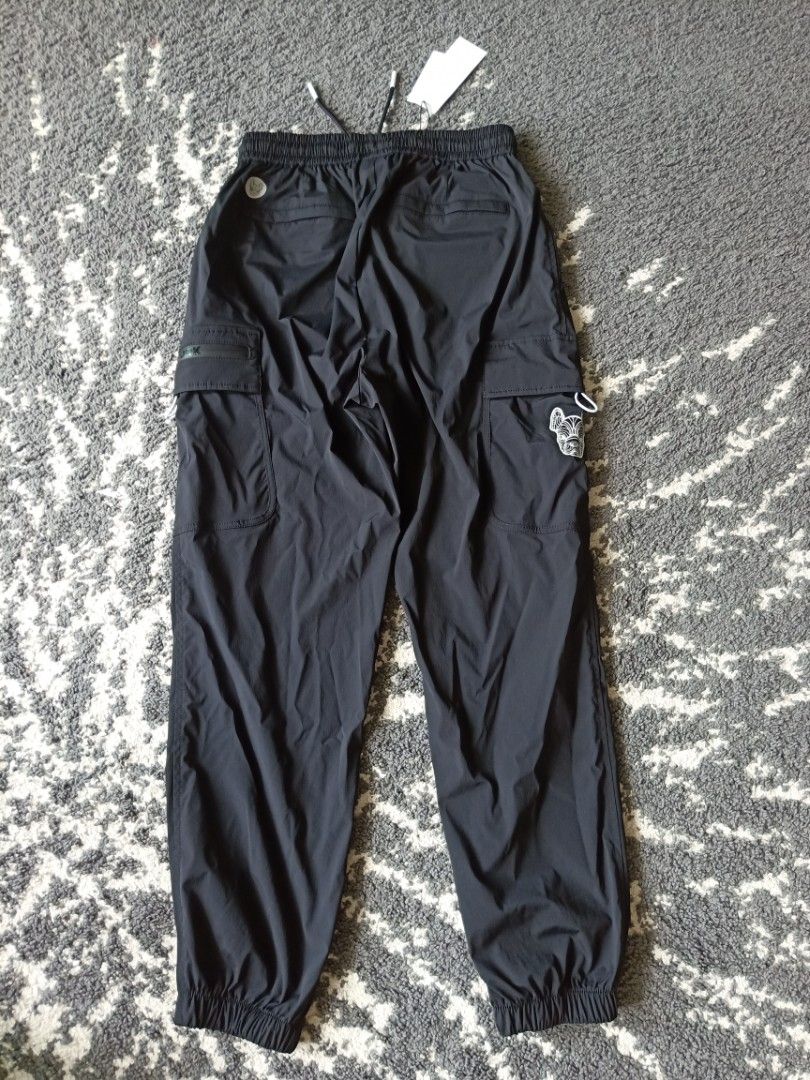 Lifework Black Parachute Cargo Pants, Women's Fashion, Bottoms, Other ...