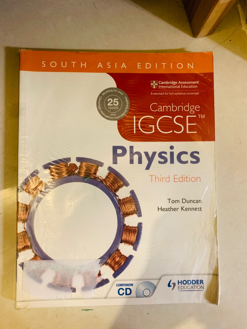 Cambridge IGCSE physics 3rd edition, 興趣及遊戲, 書本 & 文具, 教科書 - Carousell