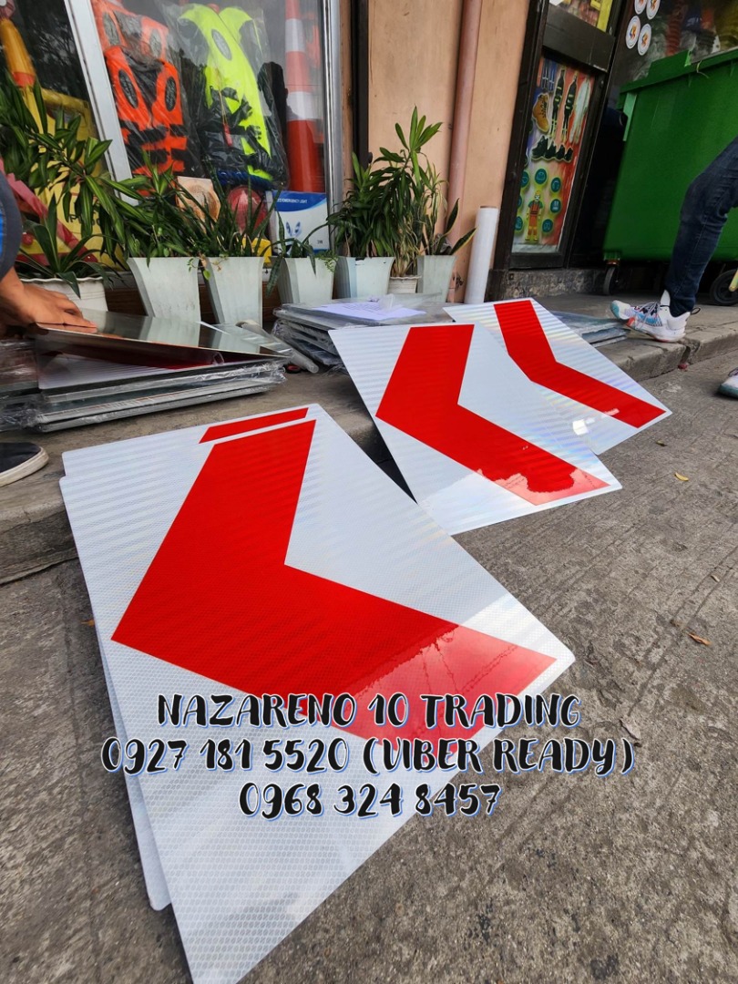chevron signage, Commercial & Industrial, Industrial Equipment on Carousell