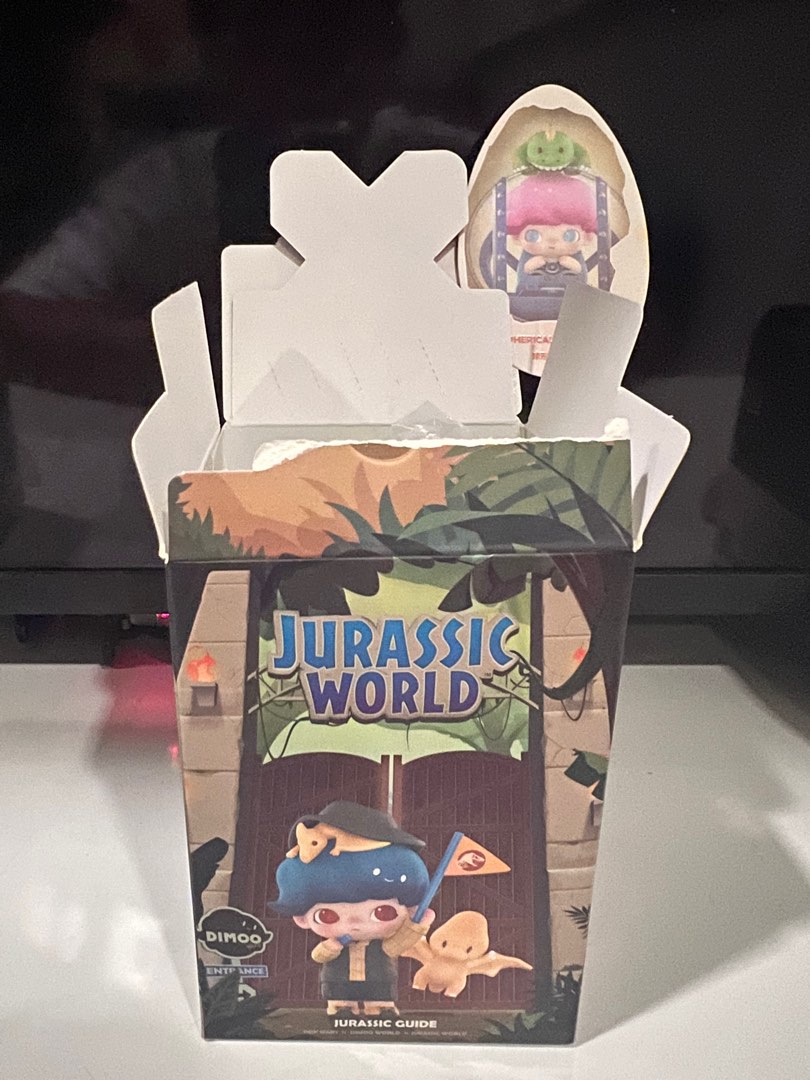 Dimoo Jurassic World Spherical Tour Bus, Hobbies & Toys, Toys & Games ...