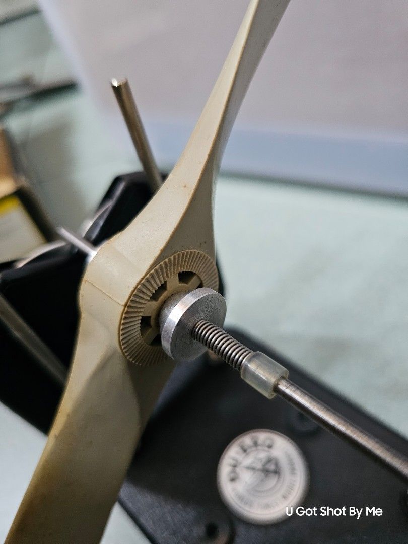 DuBro Propeller Balancer RC prop balancer, Hobbies & Toys, Toys & Games ...