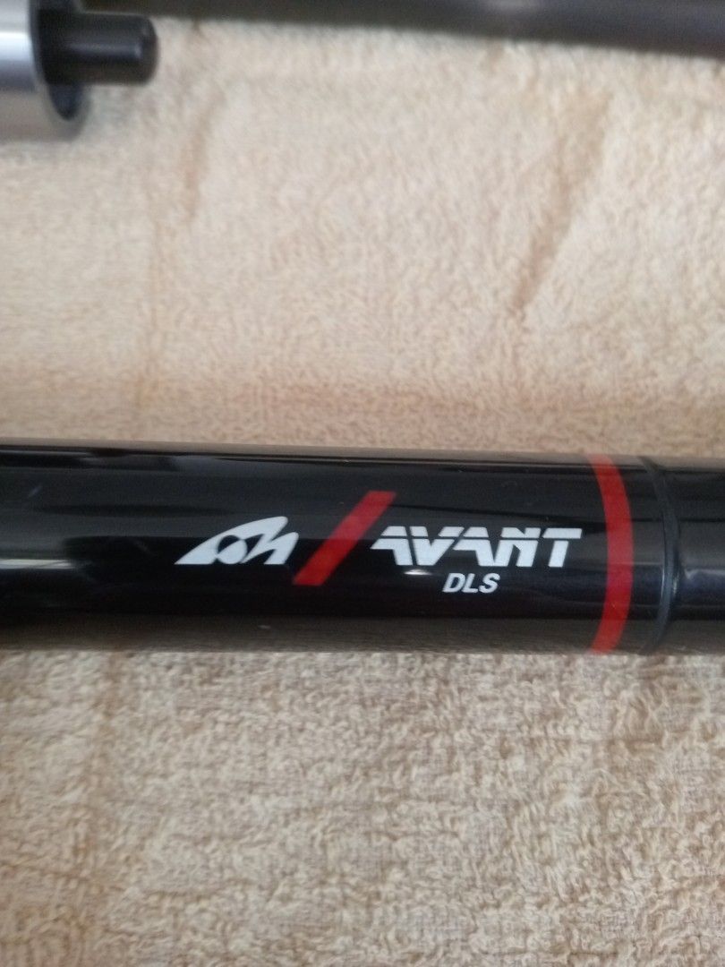 Full set mezz pool cue. Avant butt, ignite 12.2 shaft & mezz pro ...