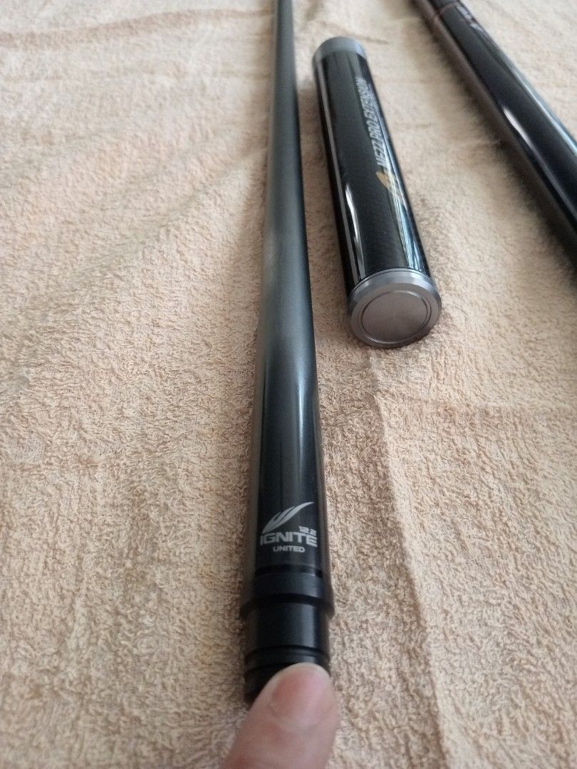 Full set mezz pool cue. Avant butt, ignite 12.2 shaft & mezz pro ...