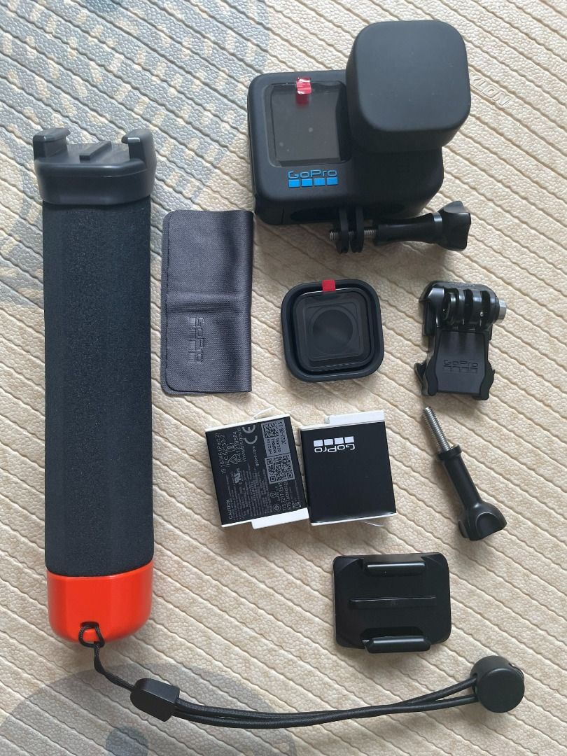 GoPro Hero 11 Black with MAX LENS MOD & Accessories Bundle, Photography ...