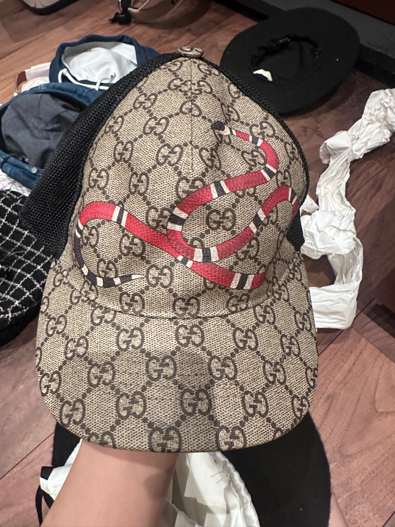 Gucci Cap, Women's Fashion, Watches & Accessories, Hats & Beanies on ...