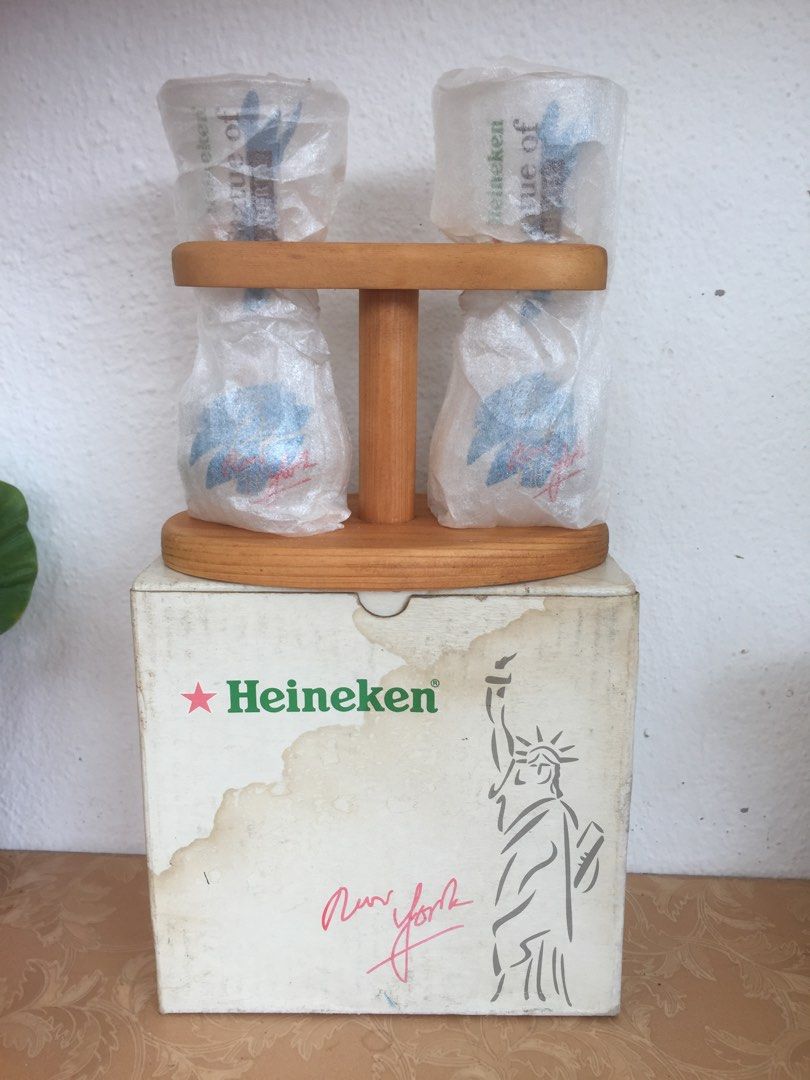 Heineken Mini Twin Yard Glass With Wooden Stand (NEW), Hobbies & Toys ...