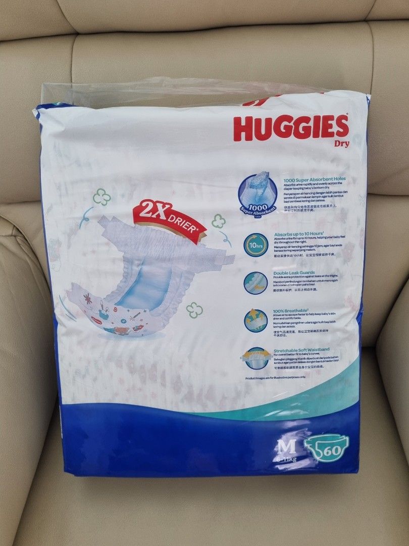 Huggies Diapers M Size, Babies & Kids, Bathing & Changing, Diapers ...