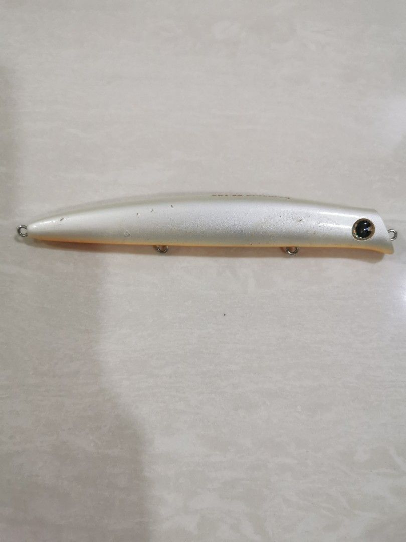 Ima komomo SF 125 lure, Sports Equipment, Fishing on Carousell