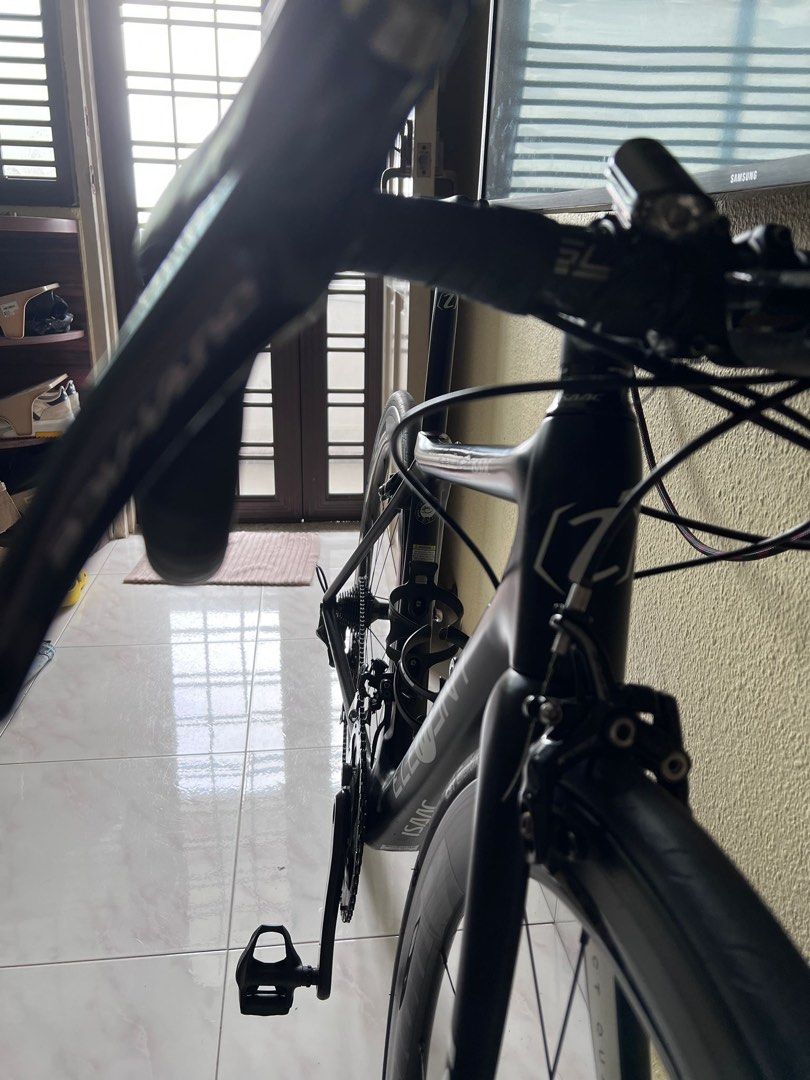 Isaac element road bike, Sports Equipment, Bicycles & Parts, Bicycles ...