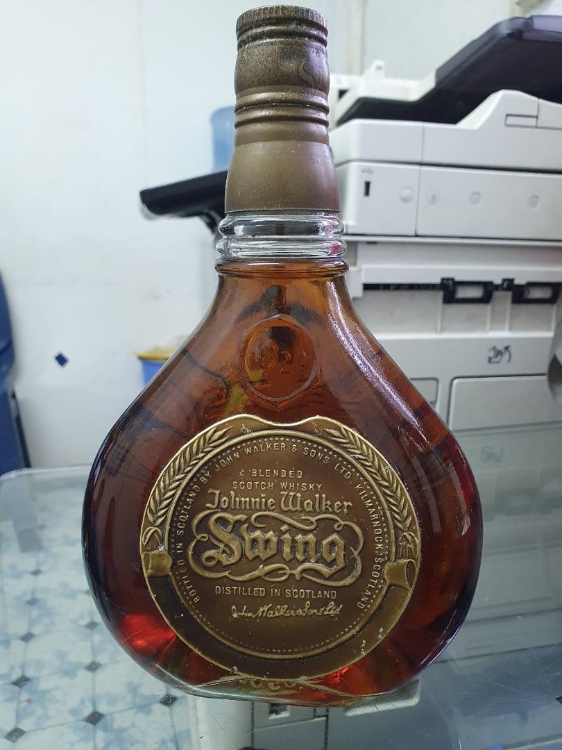 Johnnie walker Swing 750ml., Food & Drinks, Alcoholic Beverages on ...