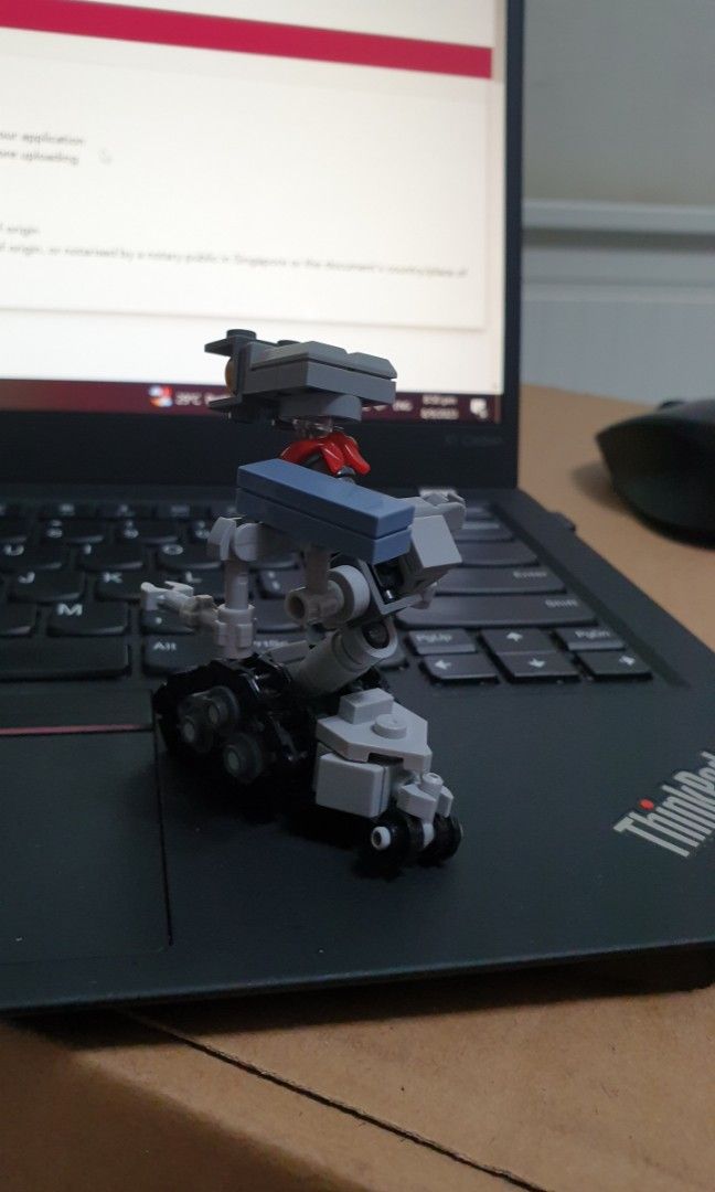 Johnny 5 figure., Hobbies & Toys, Toys & Games on Carousell