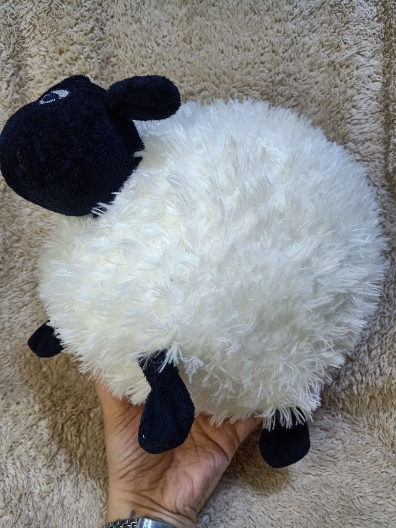 LARGE SIZE SHAUN THE SHEEP SHIRLEY PLUSH, Hobbies & Toys, Toys & Games ...