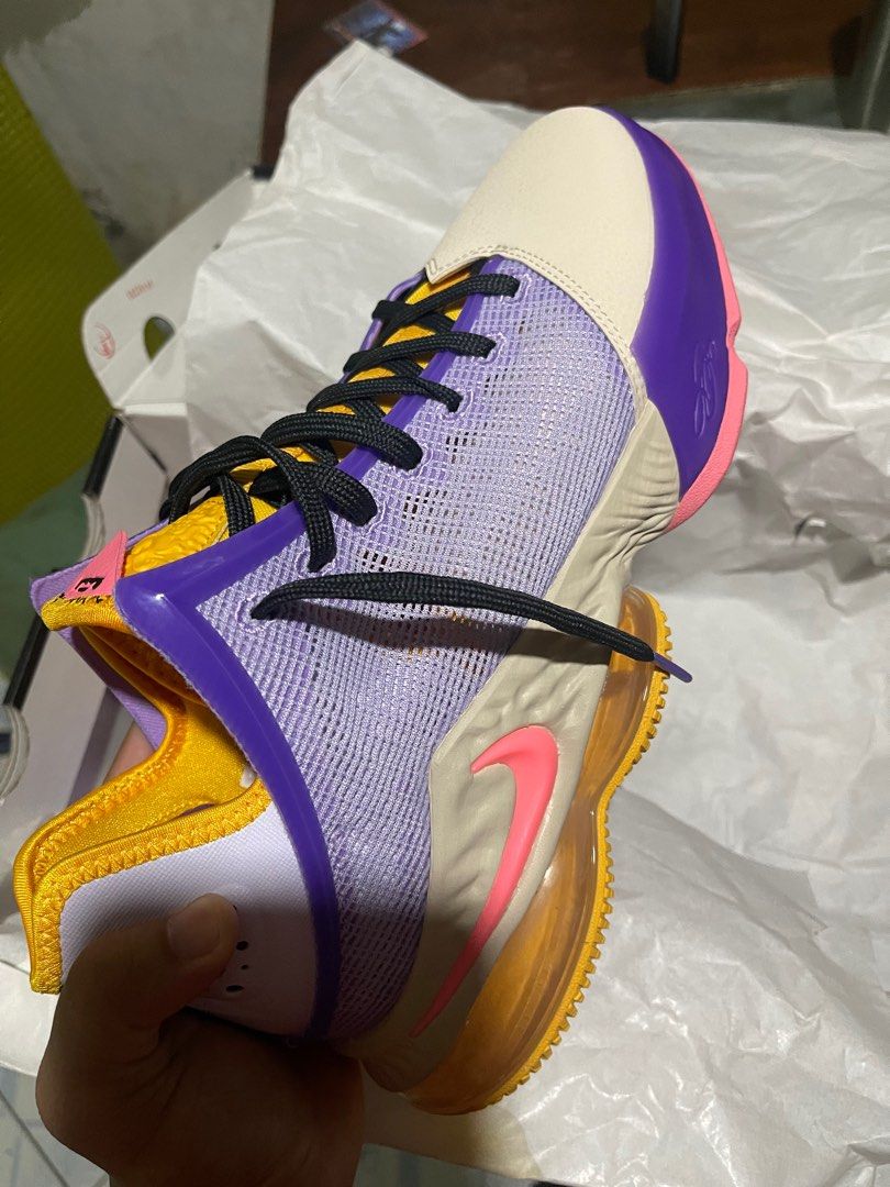 lebron XIX low mismatch, Men's Fashion, Footwear, Sneakers on Carousell