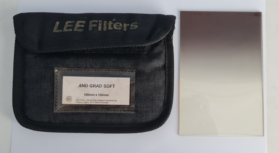 Lee Filter, Graduated Neutral Density 0.6 filter, soft edge 100mm X ...
