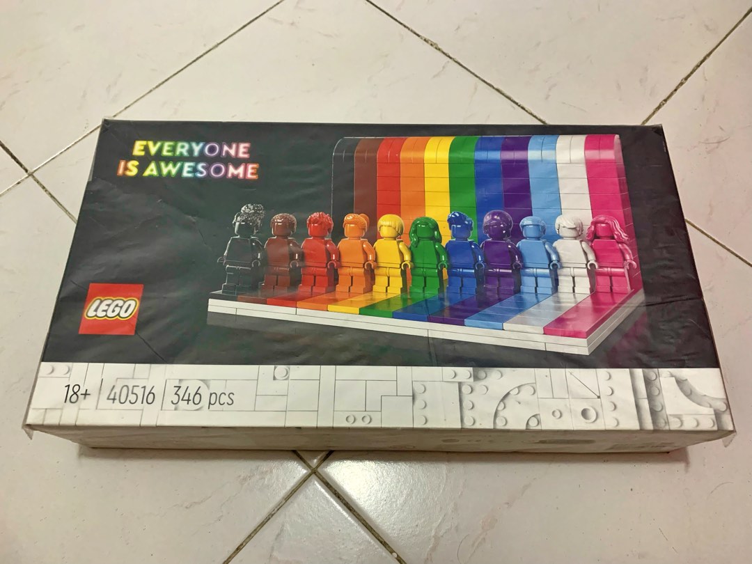 Lego 40516 (Everyone Is Awesome), Hobbies & Toys, Toys & Games on Carousell