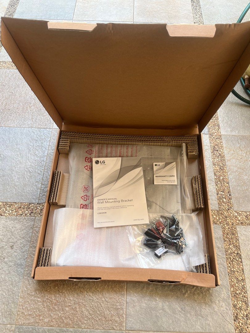 LG TV Wall Mount, TV & Home Appliances, TV & Entertainment, TV Parts ...