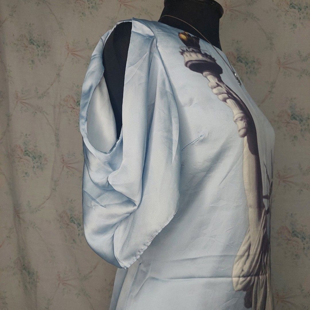 Light Blue Satin Dress Statue of Liberty Print, Women's Fashion ...