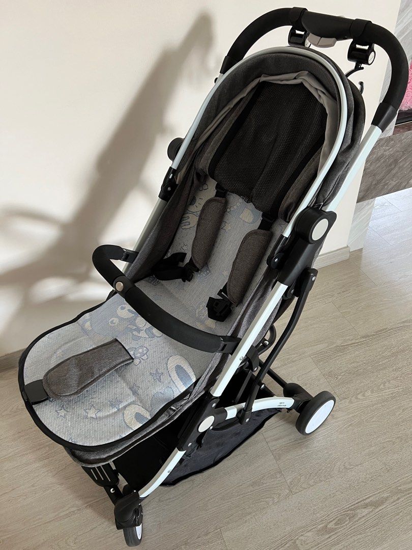 Light weight cabin compact one hand folding, Babies & Kids, Going Out ...