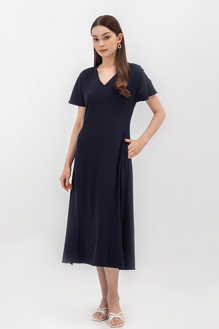Love and bravery LAB - OAKLEIGH BATWING SLEEVE MAXI DRESS W SASH, Women's Fashion, Dresses ...