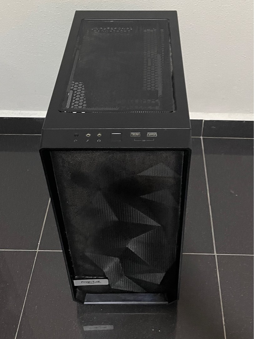 Meshify C with 4 case fans, Computers & Tech, Parts & Accessories ...