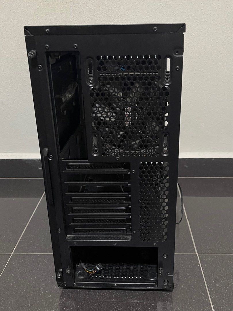 Meshify C with 4 case fans, Computers & Tech, Parts & Accessories ...