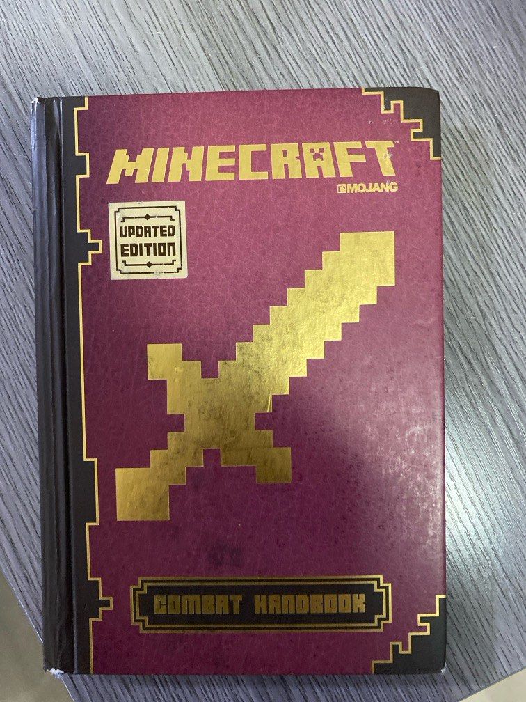 Minecraft book, 興趣及遊戲, 書本 & 文具, 兒童書籍 - Carousell
