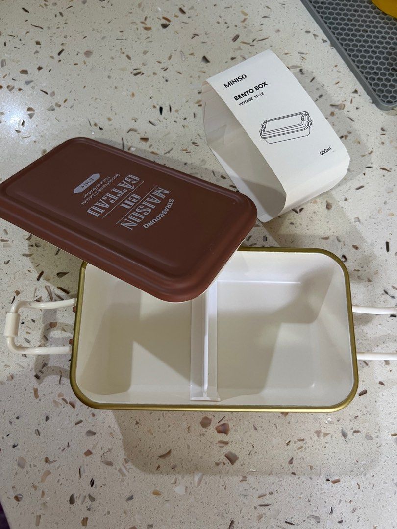Miniso Bento Box New Lunch Box, Furniture & Home Living, Kitchenware ...