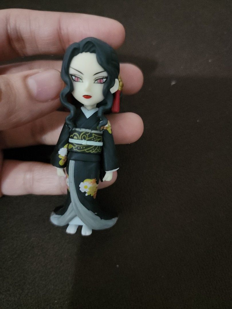 Muzan WCF figure (no stand and loose) demon slayer, Hobbies & Toys ...