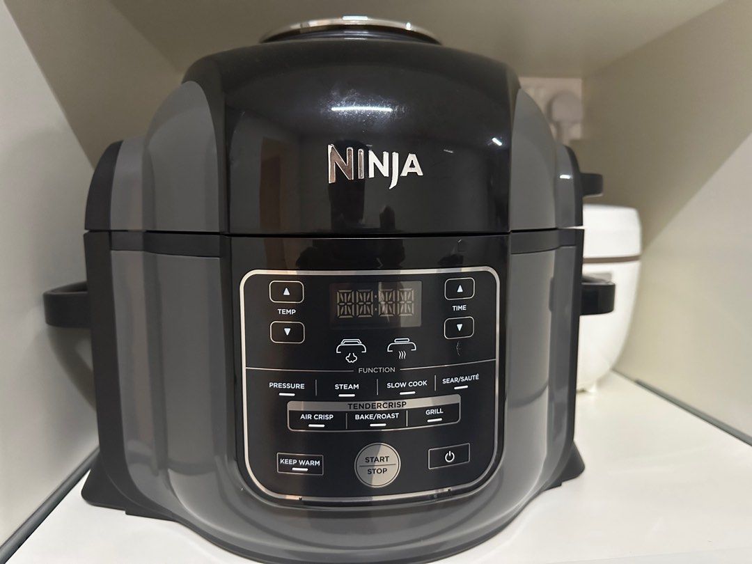 Ninja Foodi 8-in-1 Multicooker: Pressure Cooker + Air Fryer in 1 Pot [OP300], TV & Home ...