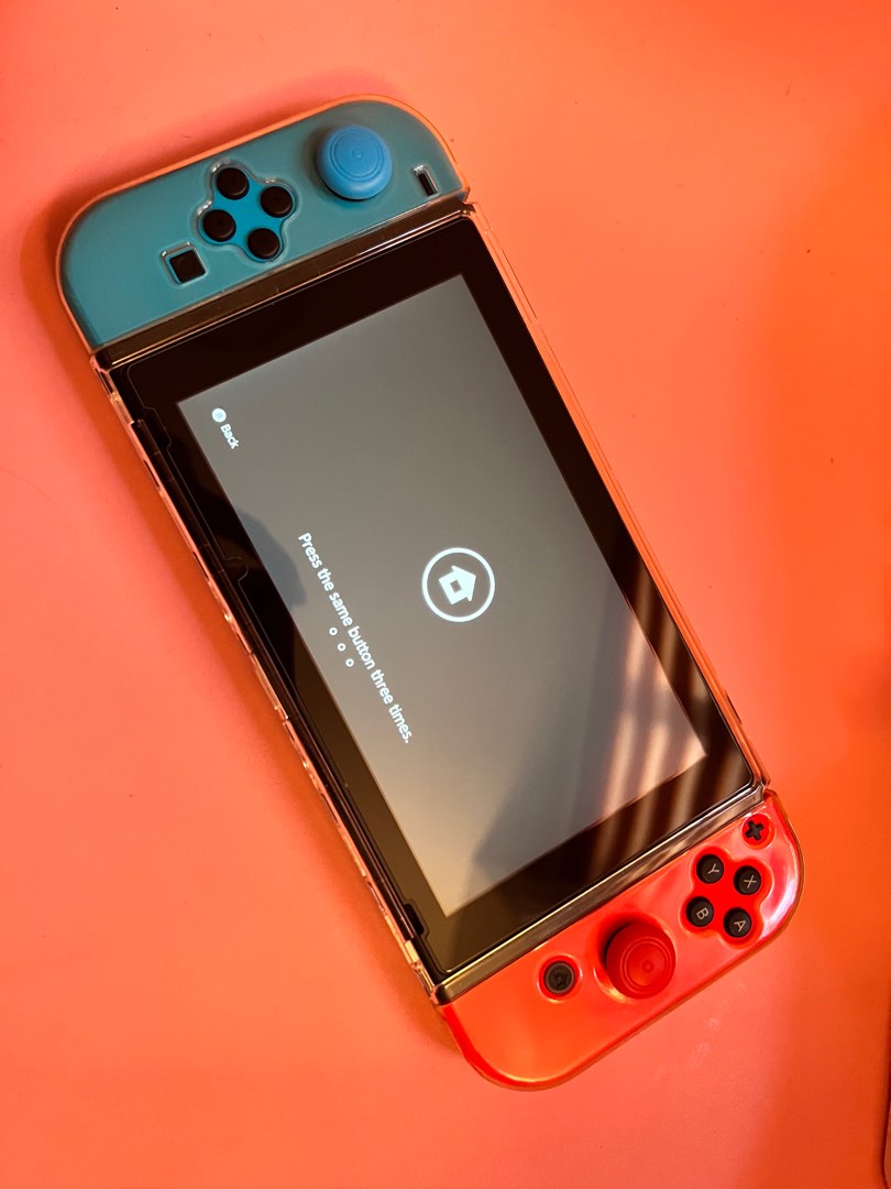 Nintendo Switch Console with Super Mario Odyssey and Case, Video Gaming ...